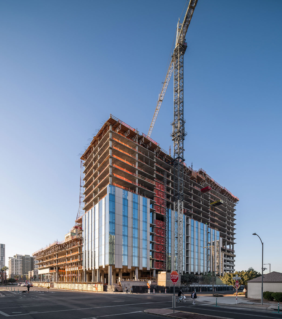 Sol Modern Phoenix - bKL Architecture